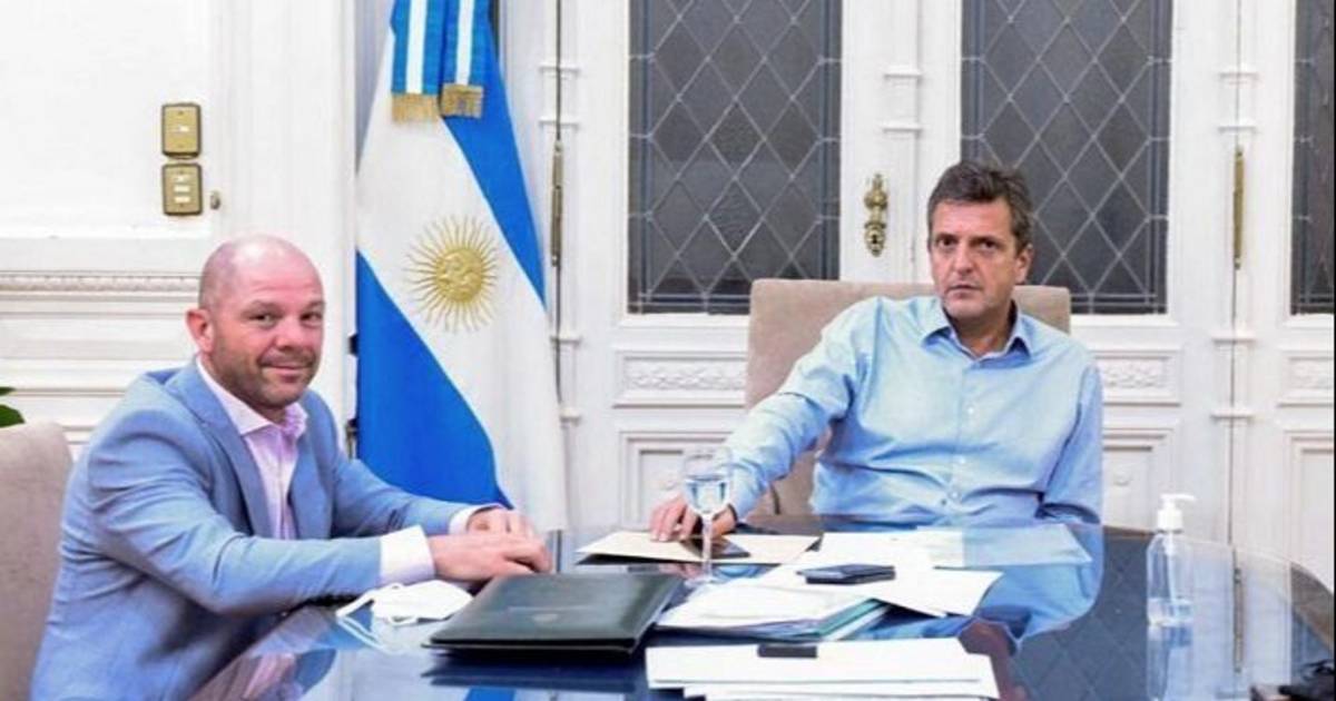 Renuncia de Alejandro Sandilo a la presidencia del Frente Renovador ...